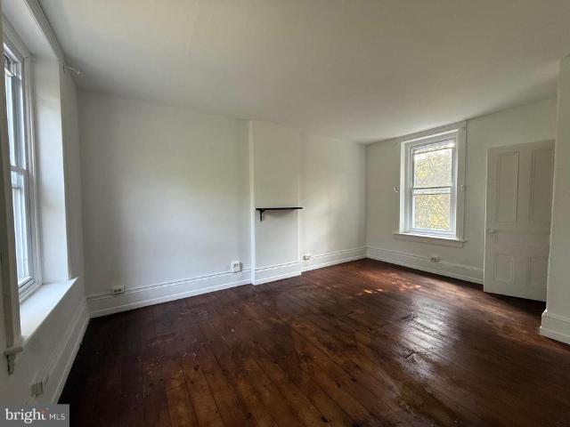 643 Wayside Way