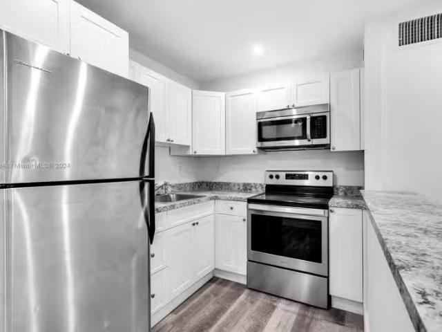 6445 NW 2nd Ave #17, Miami, FL 33150 MLS A11667924