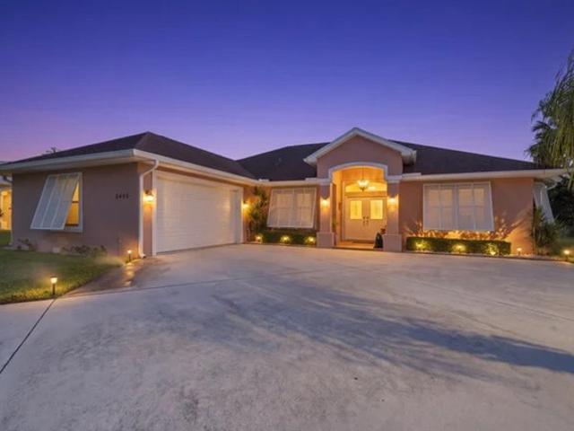 6445 36th Pl, Vero Beach, FL 32966