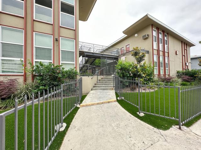 6446 Lexington Avenue