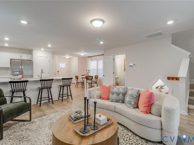 6447 Quinlynn Place