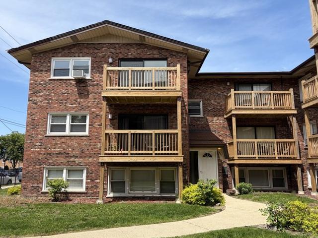 6447 S Narragansett Ave Apt 1B, Chicago, IL 60638