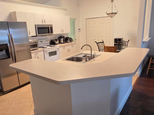 6448 NW Colgate St, Port St. Lucie, FL 34986 | MLS #B26004 | Compass