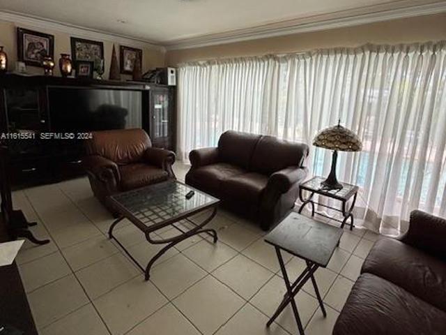 6440 Miller Dr, South Miami, FL 33143 | MLS #A11615