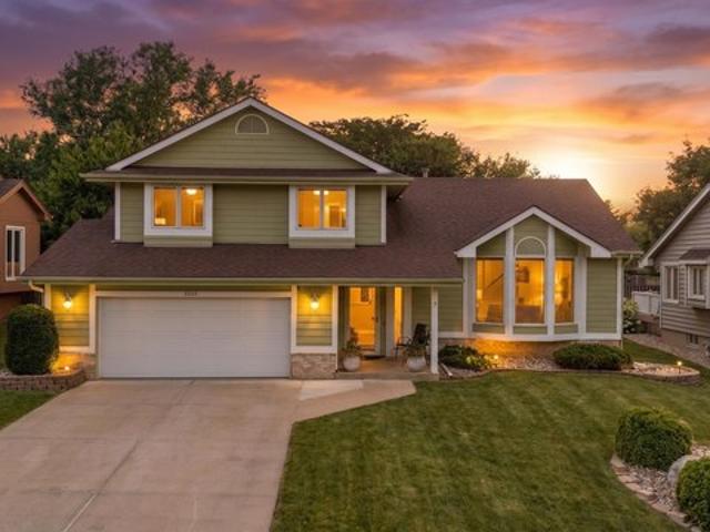 6440 N 105th St, Omaha, NE 68134