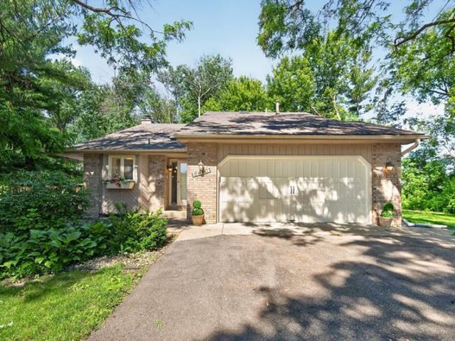 6440 Oriole Ave, Chanhassen, MN 55331