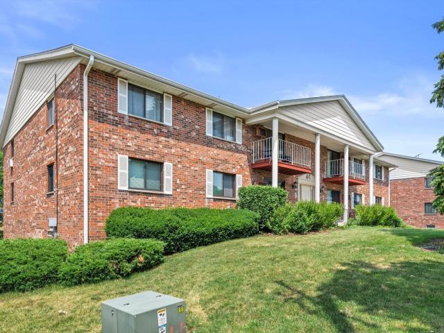 6440 W Howard Ave, Unit 103