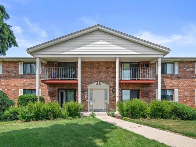 6440 W Howard Ave, Milwaukee, WI 53220