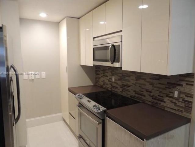 6440 114th Ave NW #428, Doral, FL 33178