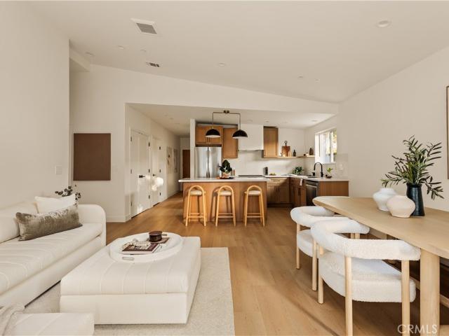 6441 Satsuma Ave, North Hollywood, CA 91606 | MLS #DW26127