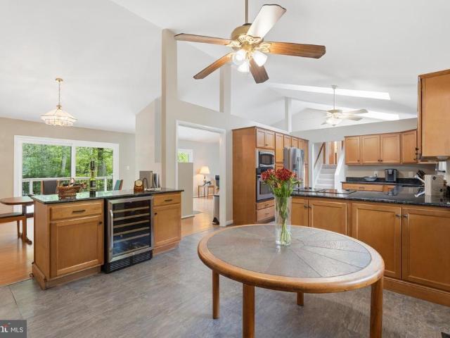 6441 Snuffbox Terrace