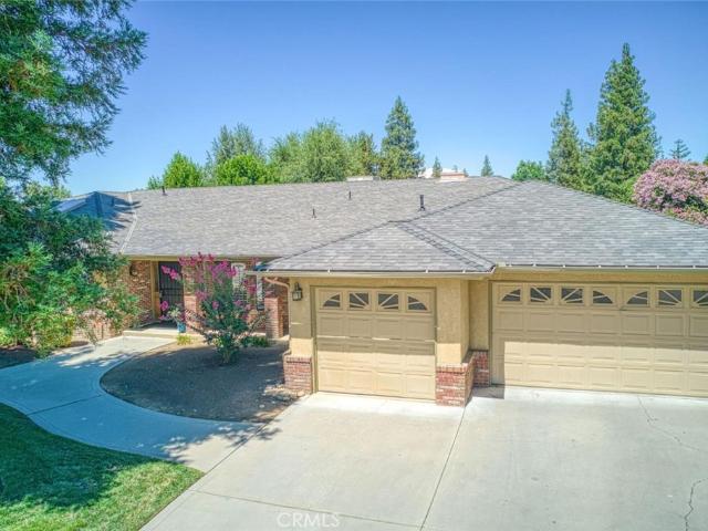 6442 N Gentry Avenue