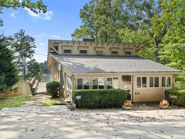 6442 Ford Rd, Flowery Branch, GA 30542