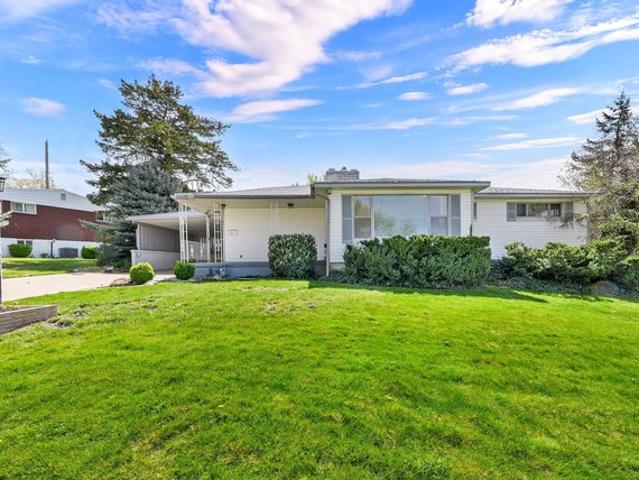 644 Crestwood Cir, Bountiful, UT 84010