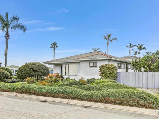 644 Beech Ave, Chula Vista, CA 91910 | MLS #2600 | Compass