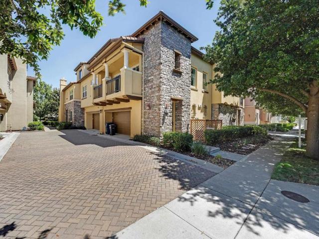 644 Heligan Ln 3