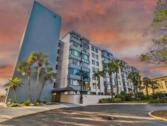 644 Island Way #608, Clearwater, FL 33767 in Clearwater, Florida
