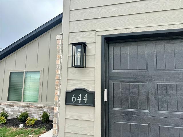 644 NW 65th Avenue