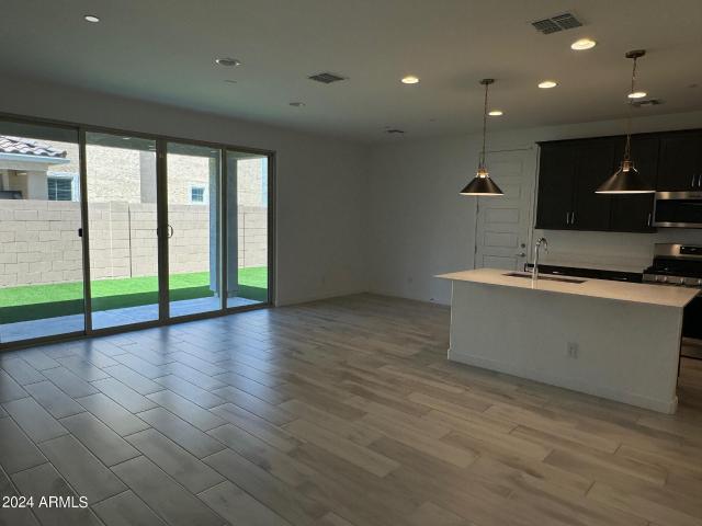 644 s heron lane