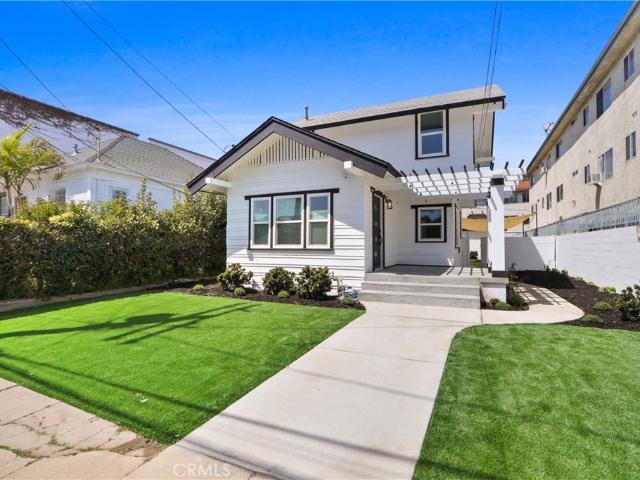644 W 8th St, San Pedro, CA 90731 | MLS #SB26084 | Compass