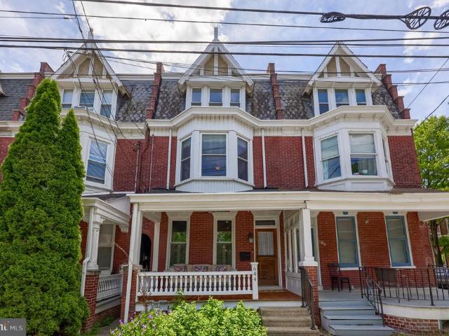 644 W Walnut Street