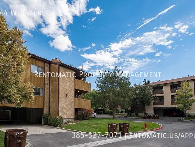 644 W Jefferson Cv, 2 beds, 2 full baths