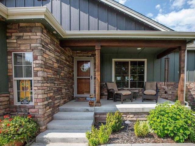 644 W Park Ave, Johnstown, CO 80534