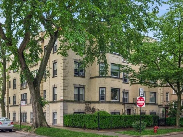 6454 N Damen Ave Unit 2, Chicago, IL 60645