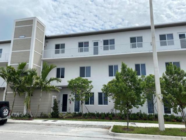 6455 NW 103 Pl #303, Doral, FL 33178