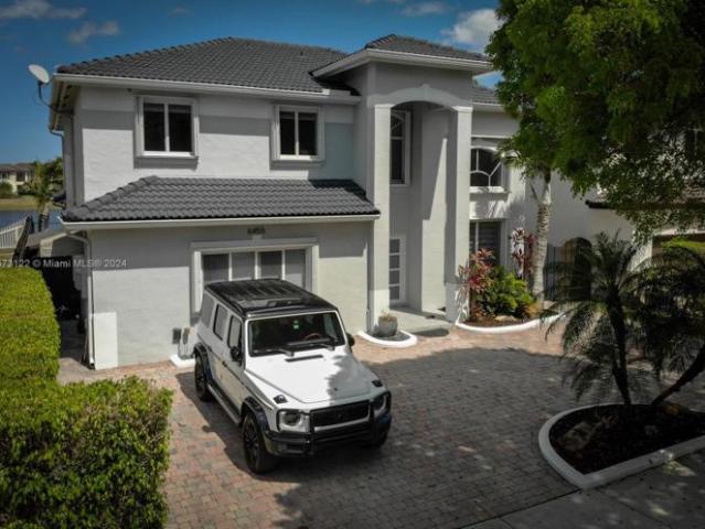 6455 SW 158th Pass, Miami, FL 33193