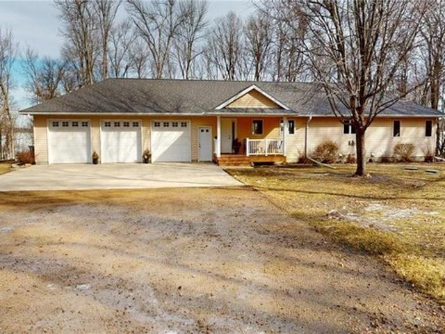 64562 th St, Alden, MN 56009