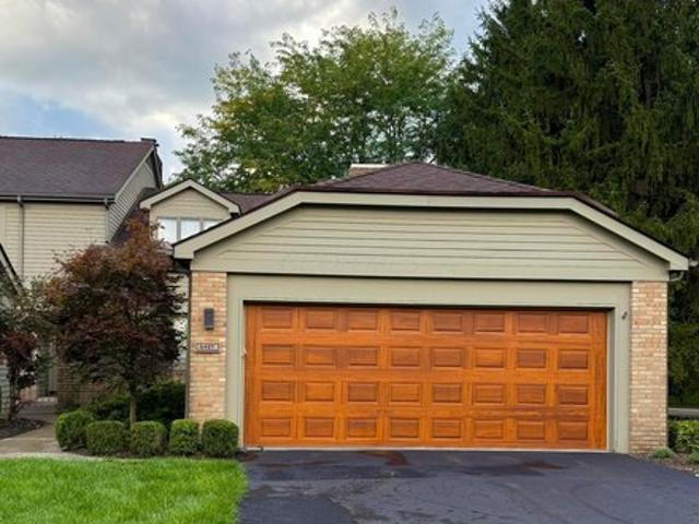 6457 Strathaven Ct E, Worthington, OH 43085