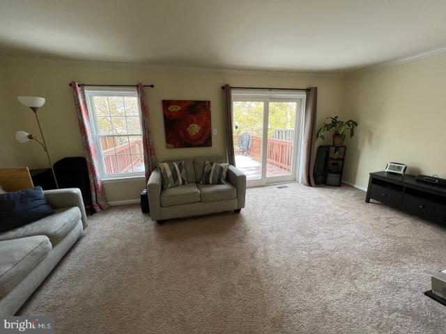 6458 Autumn Glen Ct, Alexandria, VA 22312 | MLS #VAFX2308