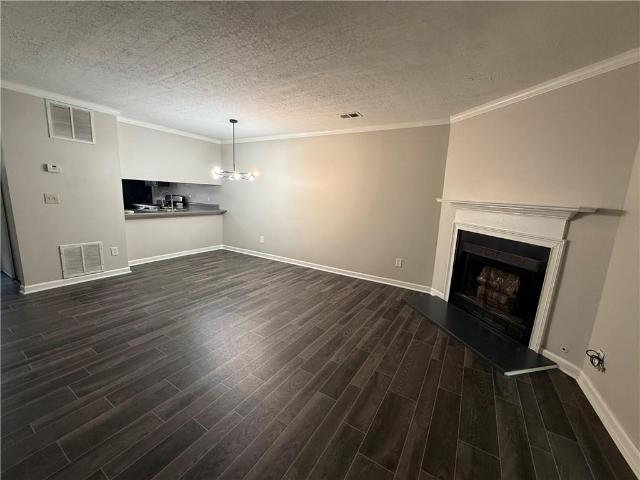 6458 Bedford Lane