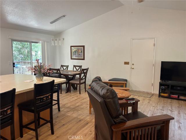 6459 Grandview