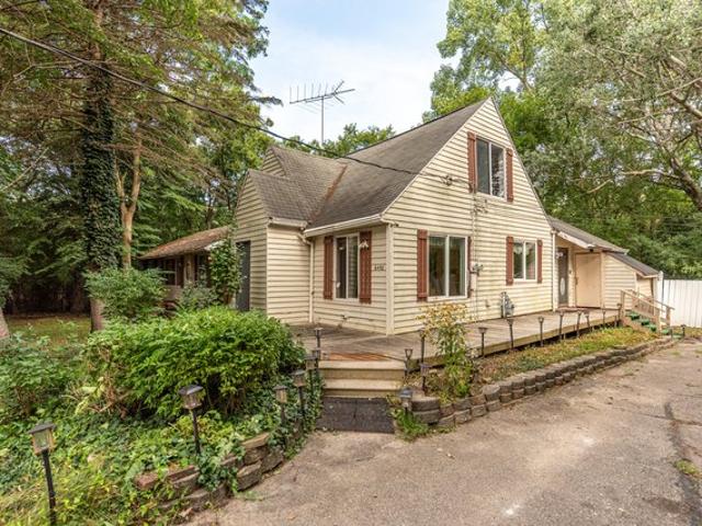 6450 E Michigan Ave, Saline, MI 48176