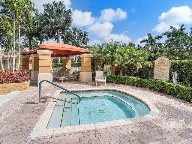 6451 Tiara Dr, Boynton Beach, FL 33437 | MLS #R11145
