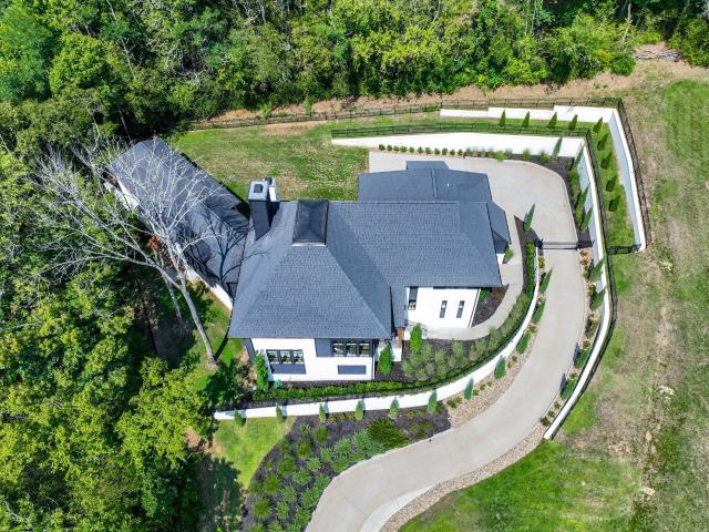 6452 Penrose Dr, Brentwood, TN 37027 | MLS #3083 | Compass
