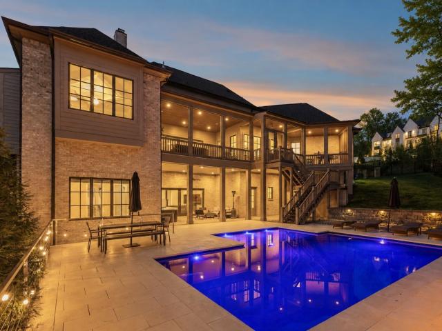 6453 Penrose Dr