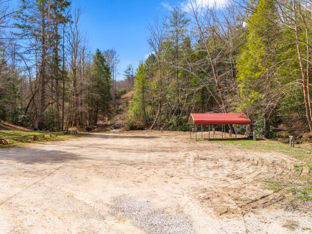 645 1 Right Fork Fixer Road