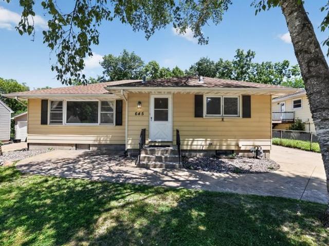 645 23rd St NE, Rochester, MN 55906
