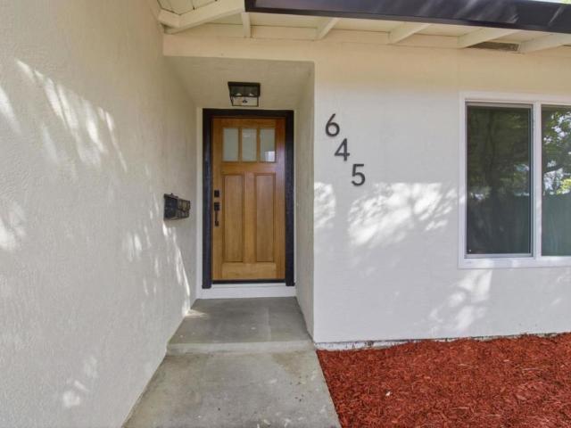 645 Buckeye Drive