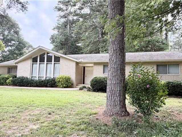 645 Dorsey Circle SW
