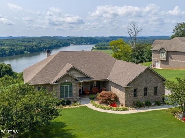 645 Fort Hill St, Loudon, TN 37774