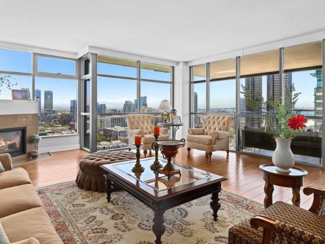 645 Front St 2008