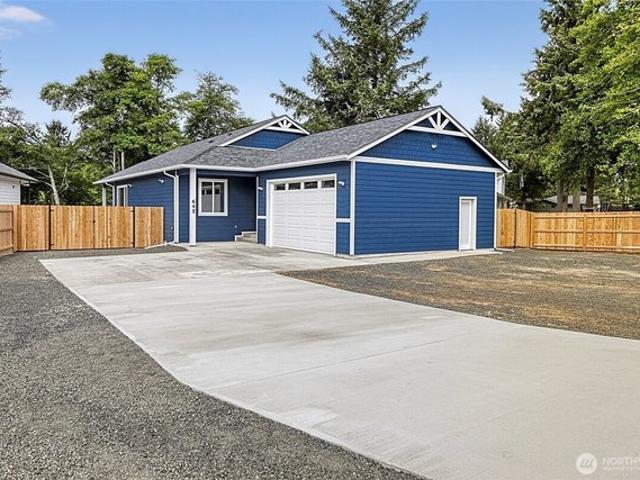 645 Itswoot Ave SE, Ocean Shores, WA 98569