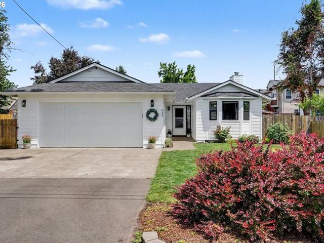 645 John St, Mtangel, OR 97362