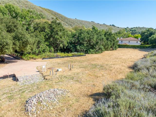 645 Lakeview Canyon