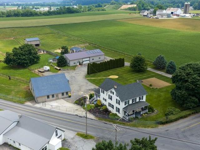 645 Mount Vernon Rd, Gap, PA 17527