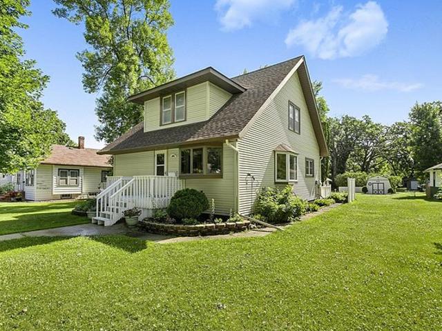 645 Main St S, Hutchinson, MN 55350